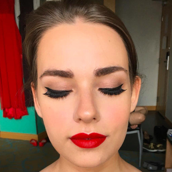 Hong Kong Makeup Artist Zing | Saubhaya Makeup