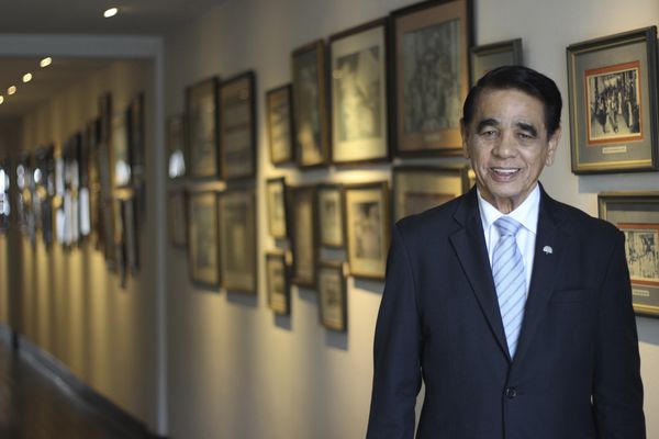 Raffles Hotel historian Leslie Danker talks tigers and celebrities ...