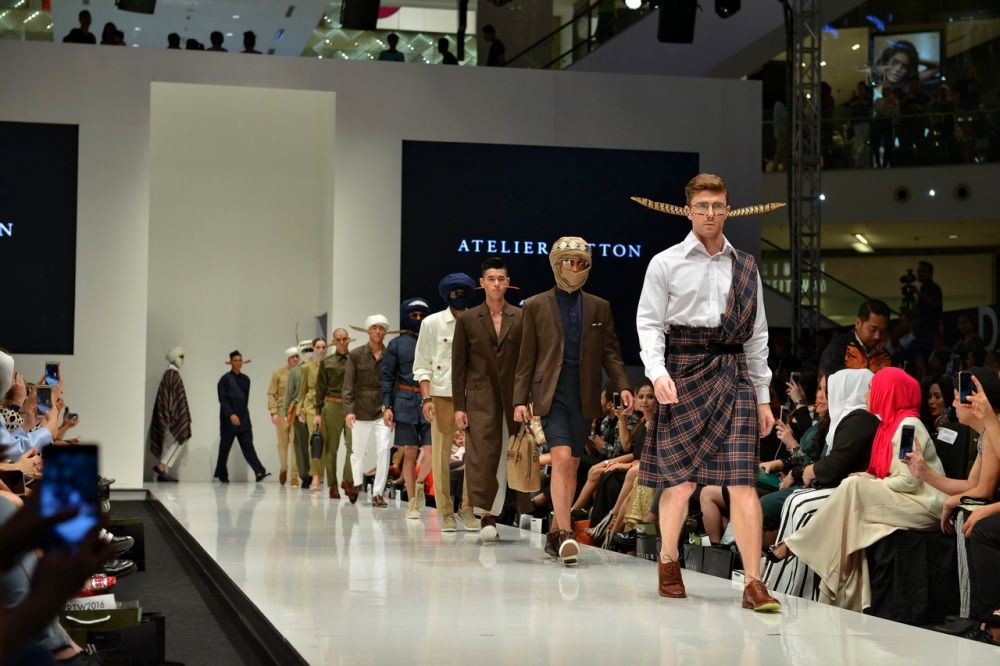 Gallery: Day 5, #KLFWRTW2016: Atelier Fitton and Fizi Woo @ 9pm ...