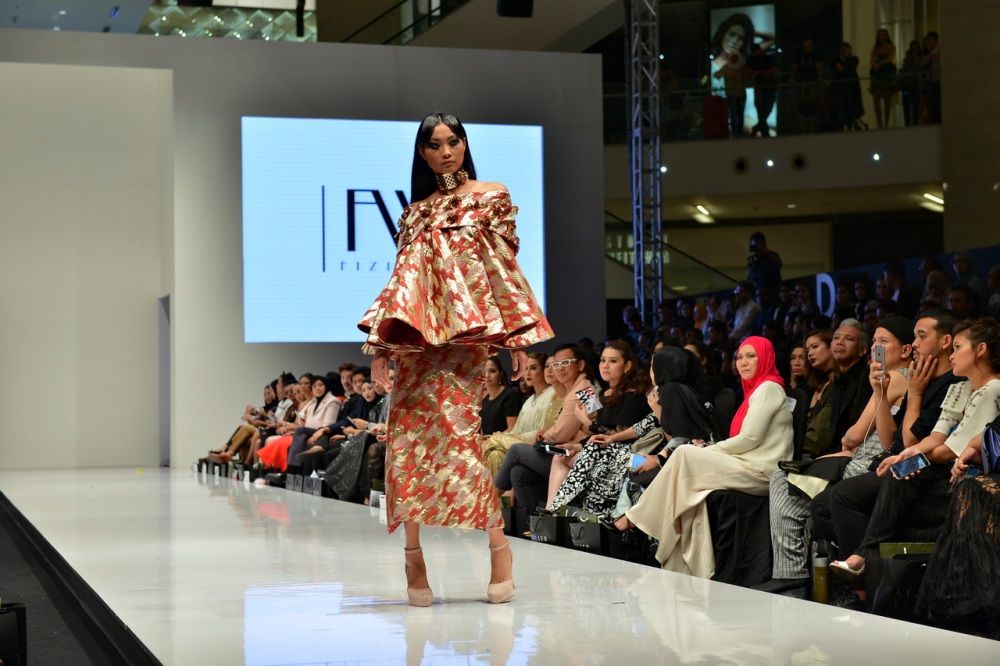 Gallery: Day 5, #KLFWRTW2016: Atelier Fitton and Fizi Woo @ 9pm ...