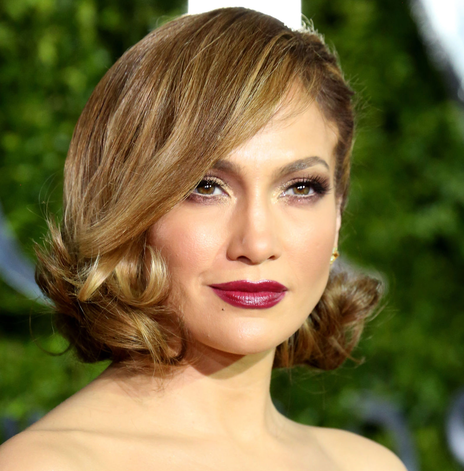 Celebrity coiffures: 5 trendiest lob and bob haircuts | Lifestyle Asia ...