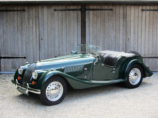 Autobahn Motors in Singapore opens the world's largest car vending ...