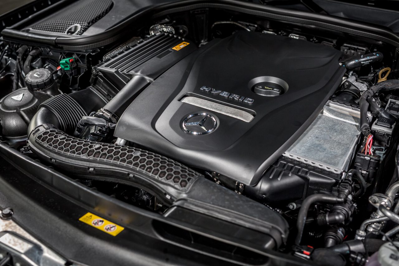 5 things to know about the new Mercedes-Benz E 350 e plug-in hybrid ...