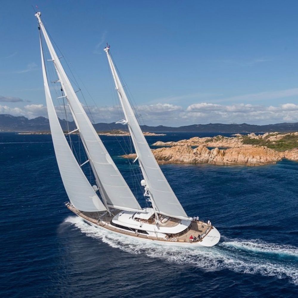 5 luxury sailing boats for an alternative travel experience