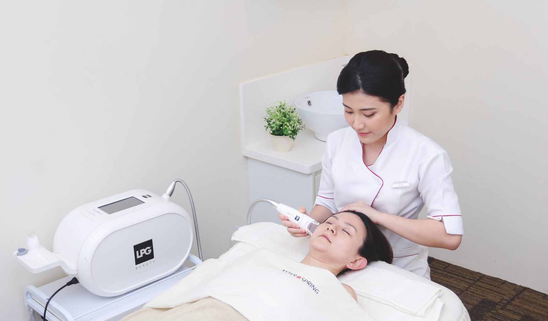 AsterSpring's Awakening Skin Therapy will restore your skin's health