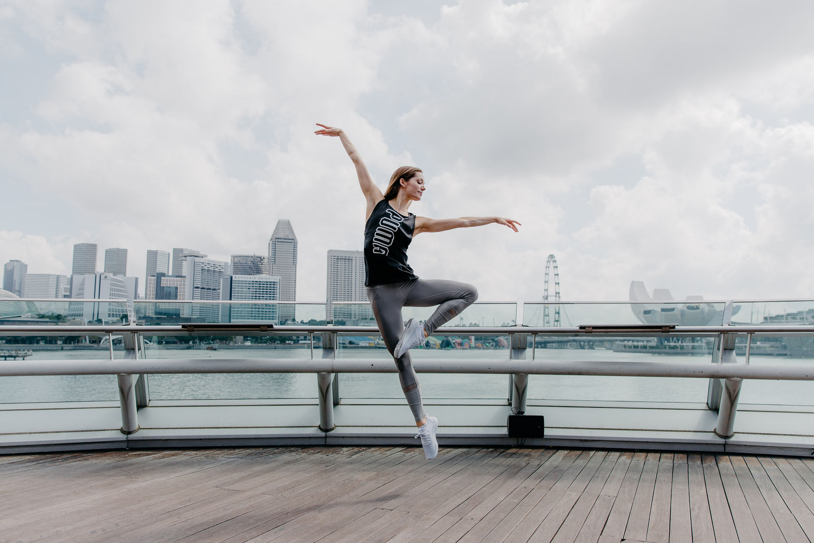 5 easy moves by ballerina Unity Phelan for long, lean muscles