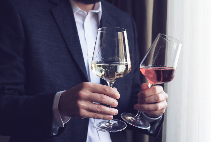 How to pick the right sake cup for your varieties of nihonshu