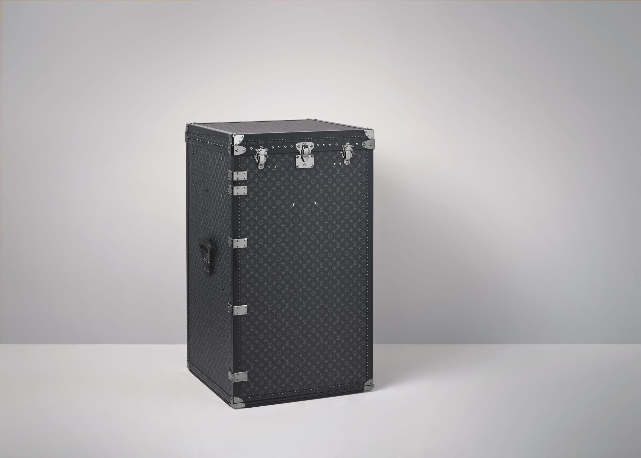 Louis Vuitton and Devialet create the ultimate accessory for jet ...