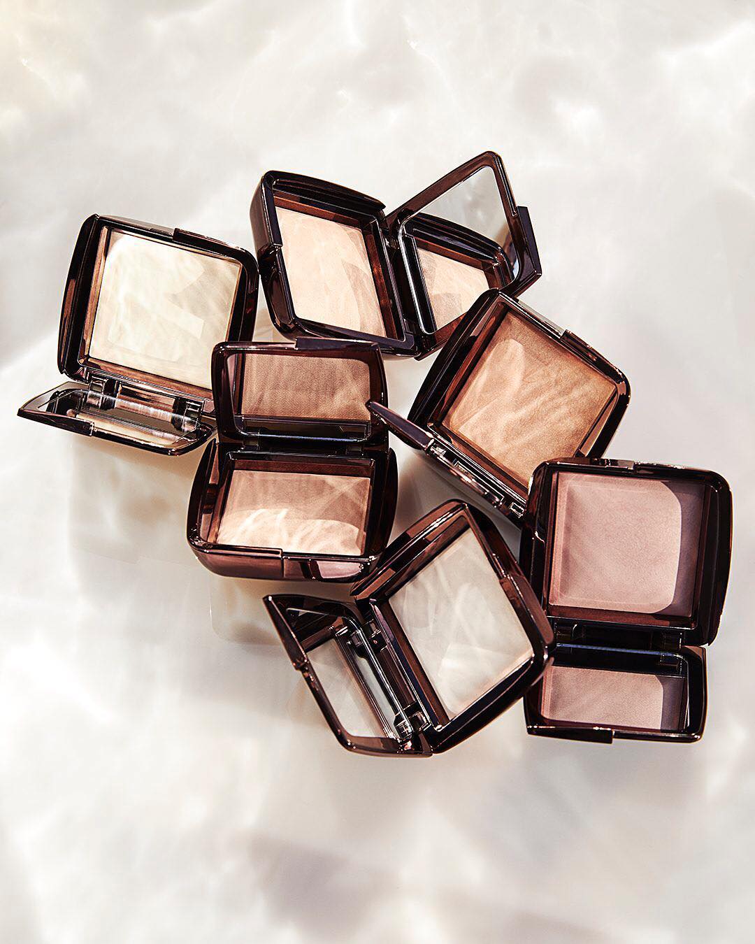 5 must-have beauty essentials to get that sun-kissed skin this summer