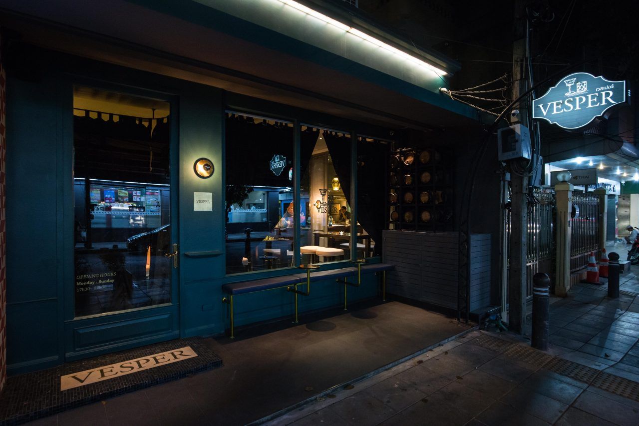 Bar Review: Vesper Cocktail Bar and The Art Book