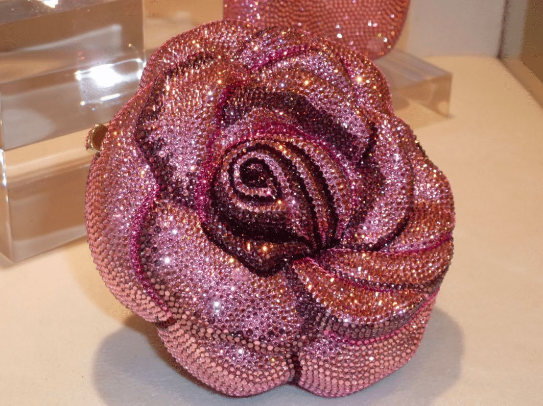 How craftsmanship determines the value of luxury handbags