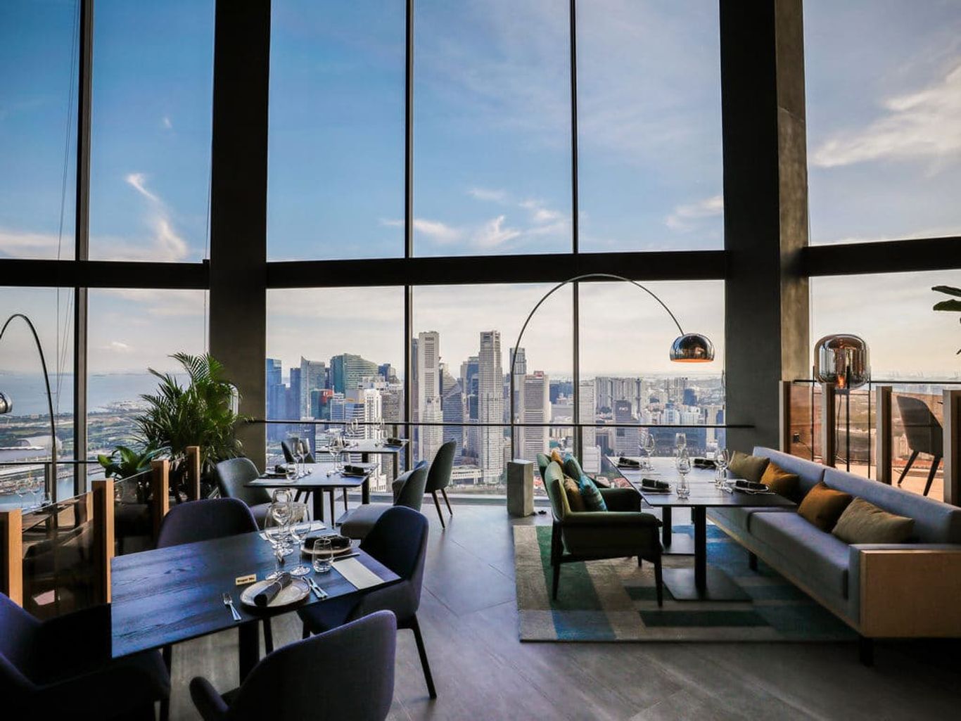 8 rooftop restaurants in Singapore with the best views and eats