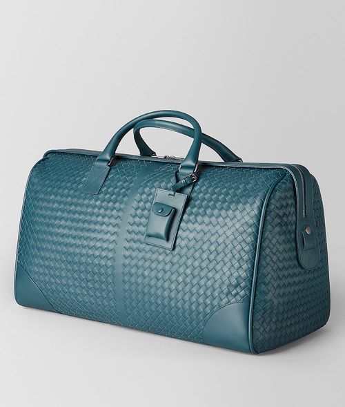 8 stylish weekender bags to inspire your next spontaneous escape