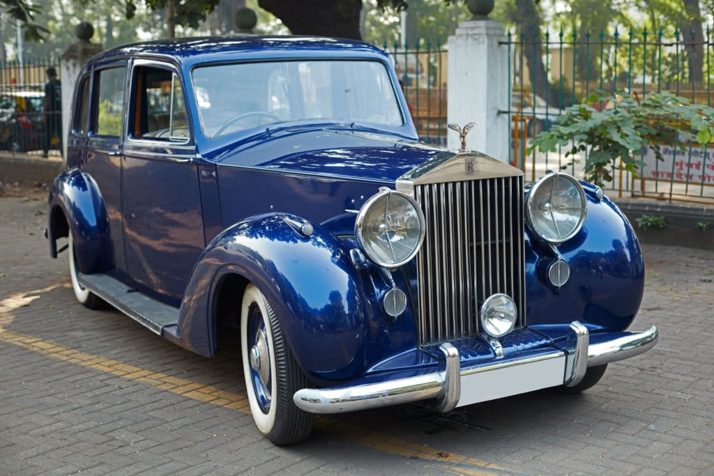 Astaguru's first online vintage car auction marks a new era in ...