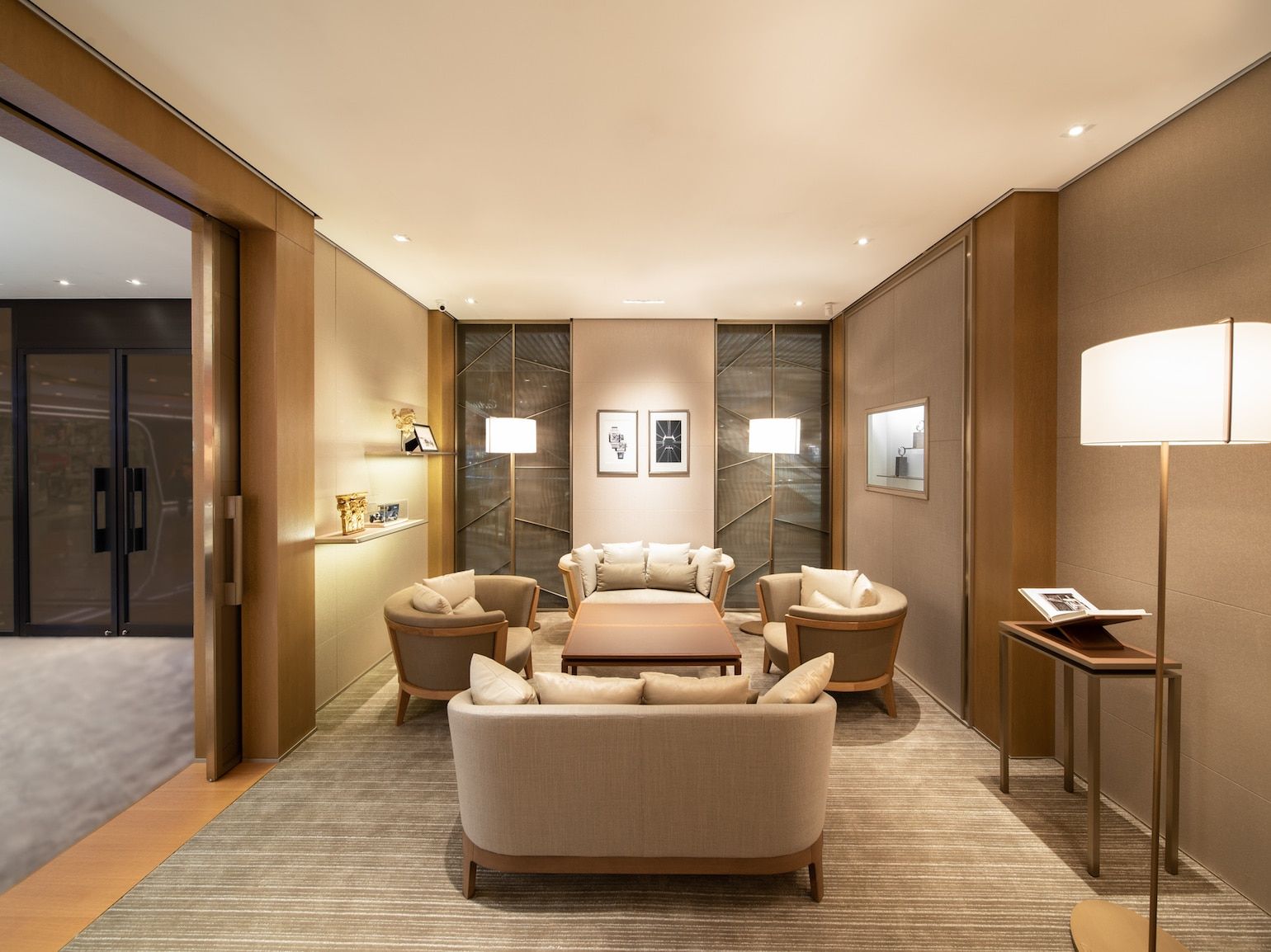 Elegant Watch & Jewellery opens its new Cartier store at Times Square