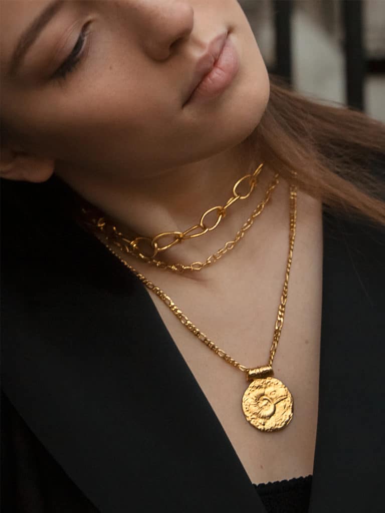 5 best minimal jewellery brands in India that need to be on your radar