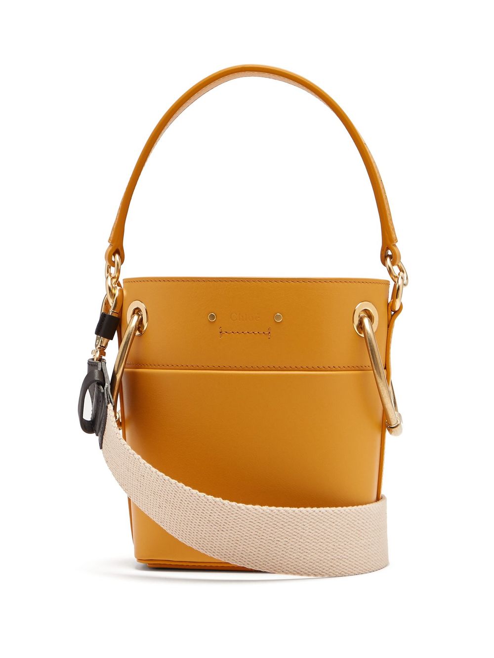 8 mini bucket bags to carry to your weekend brunches