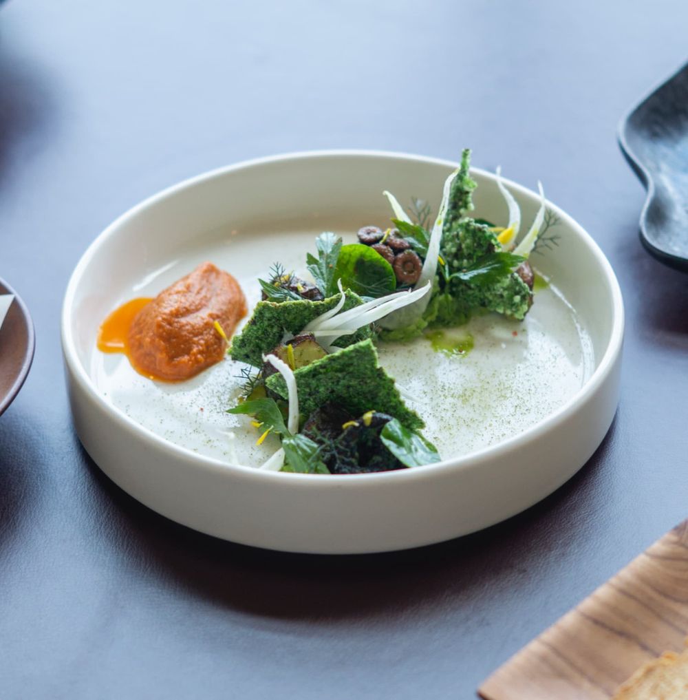 Entier keeps itself ahead of the curve with its latest dinner menu ...