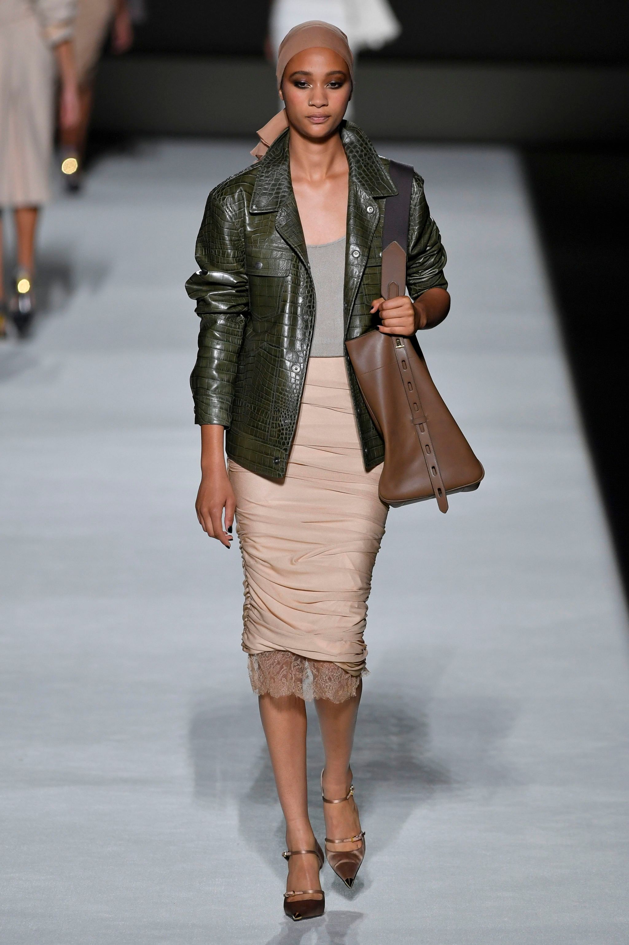 Wear leather this summer? Yes, with these simple style rules