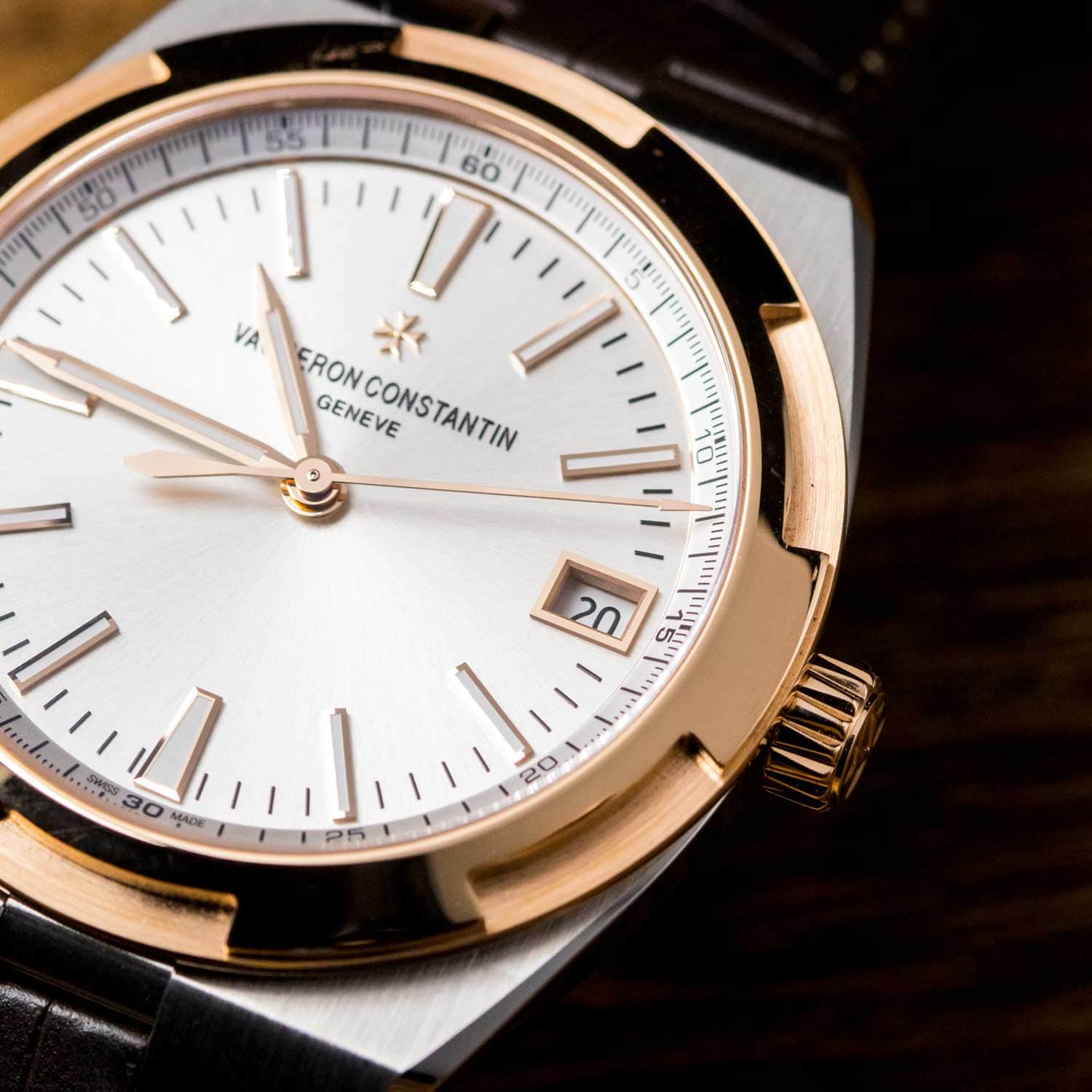 5 two-tone luxury watches that brings back the days of gold and steel