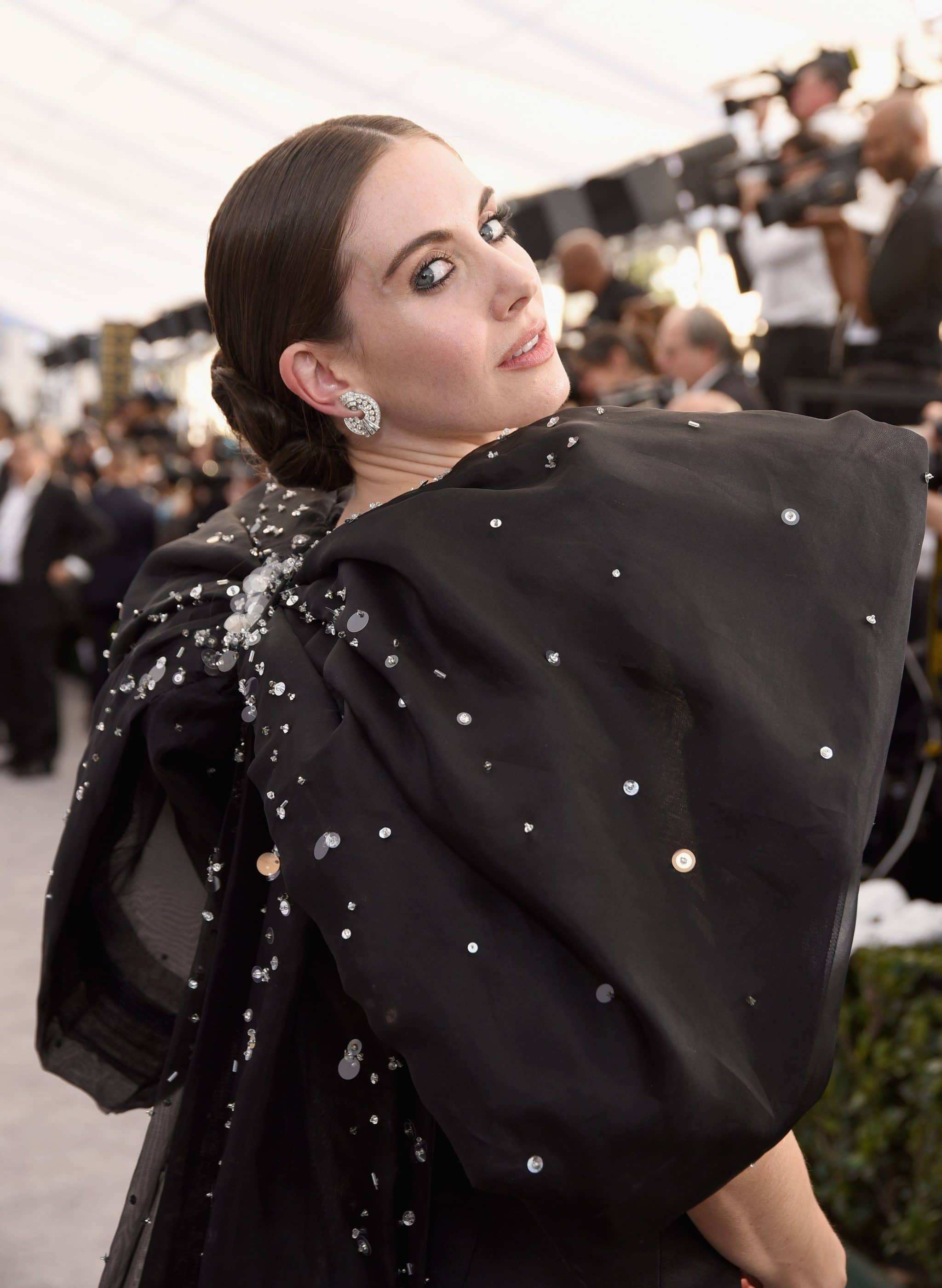 The easy guide to carrying off the celeb-favourite exaggerated bow trend