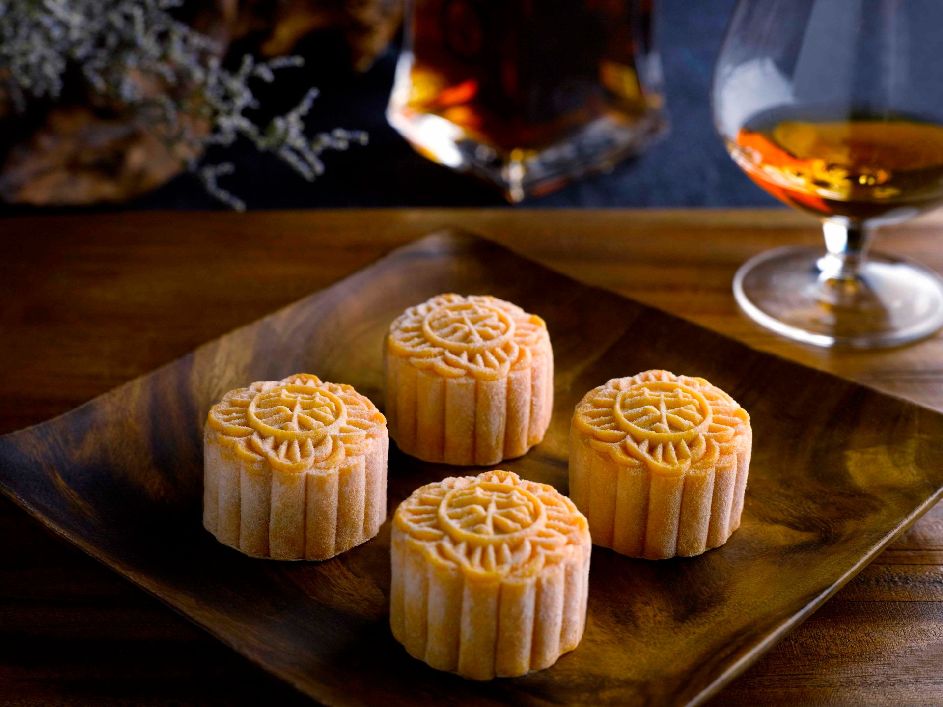 Raffles Hotel Mid-Autumn Festival: Champagne Truffle mooncakes