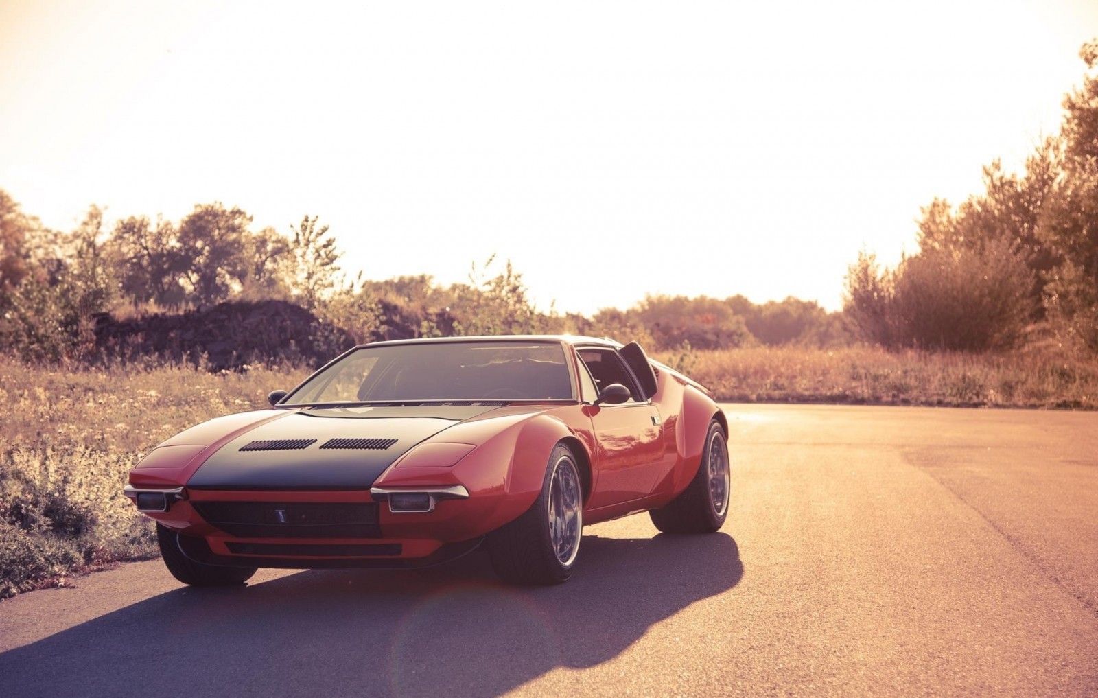 The lesser-known history of De Tomaso, a car marque that rose from its ...