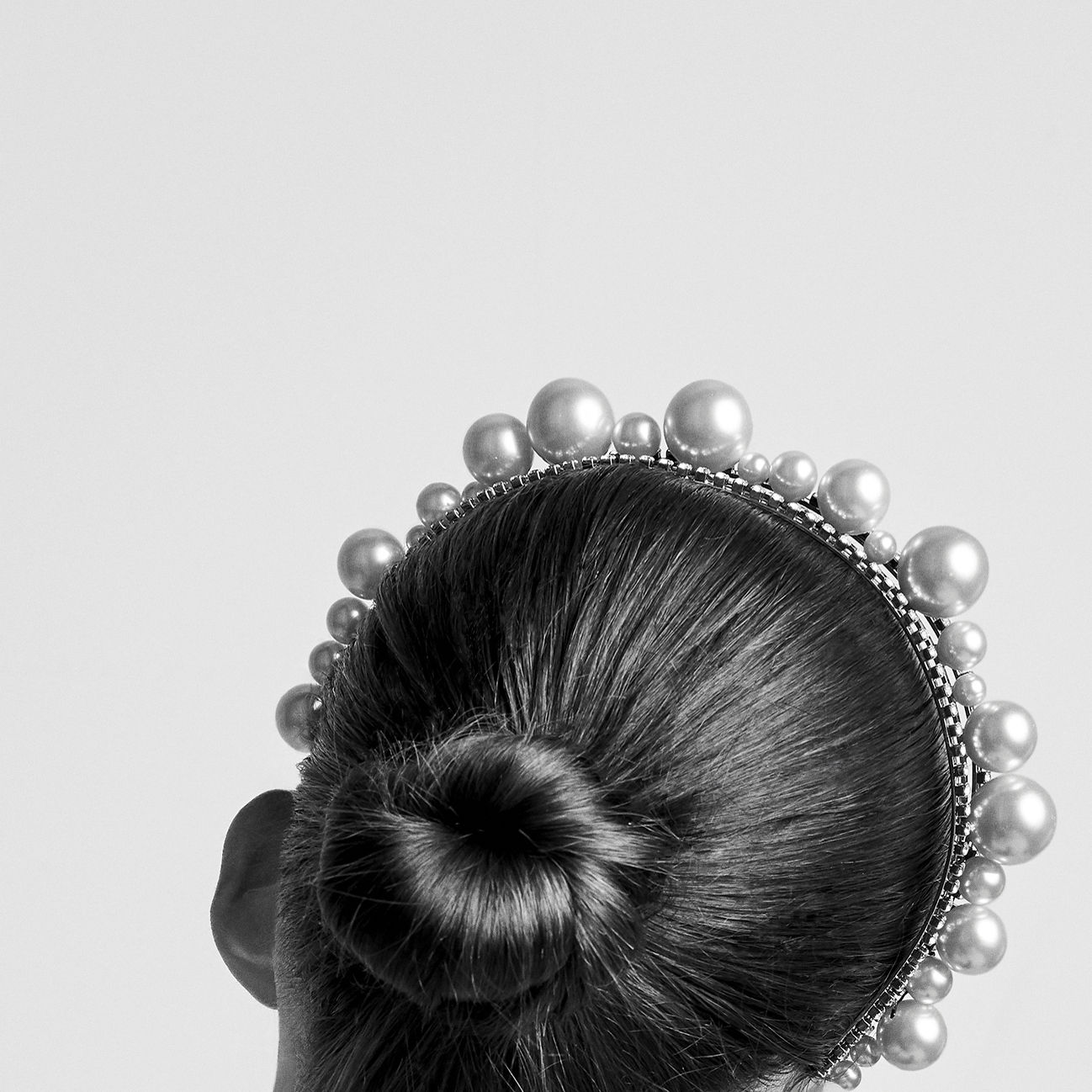Weekly Obsessions: Givenchy's Ariana headband, Louis Vuitton's sneaker ...