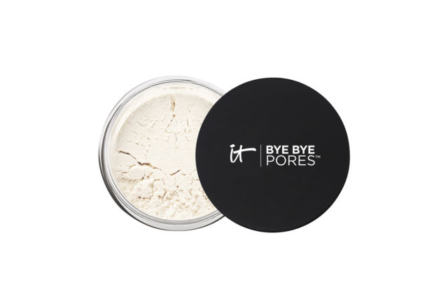 Hydrating setting powders for dewy, soft-matte finish