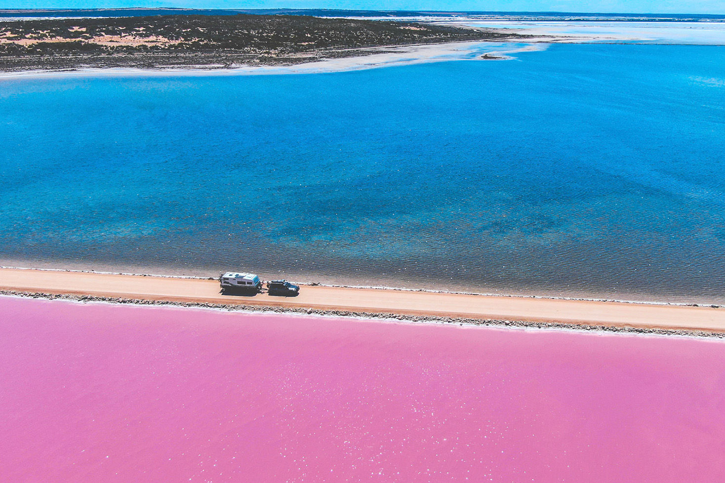 8 natural wonders of the world to place on your travel bucket list