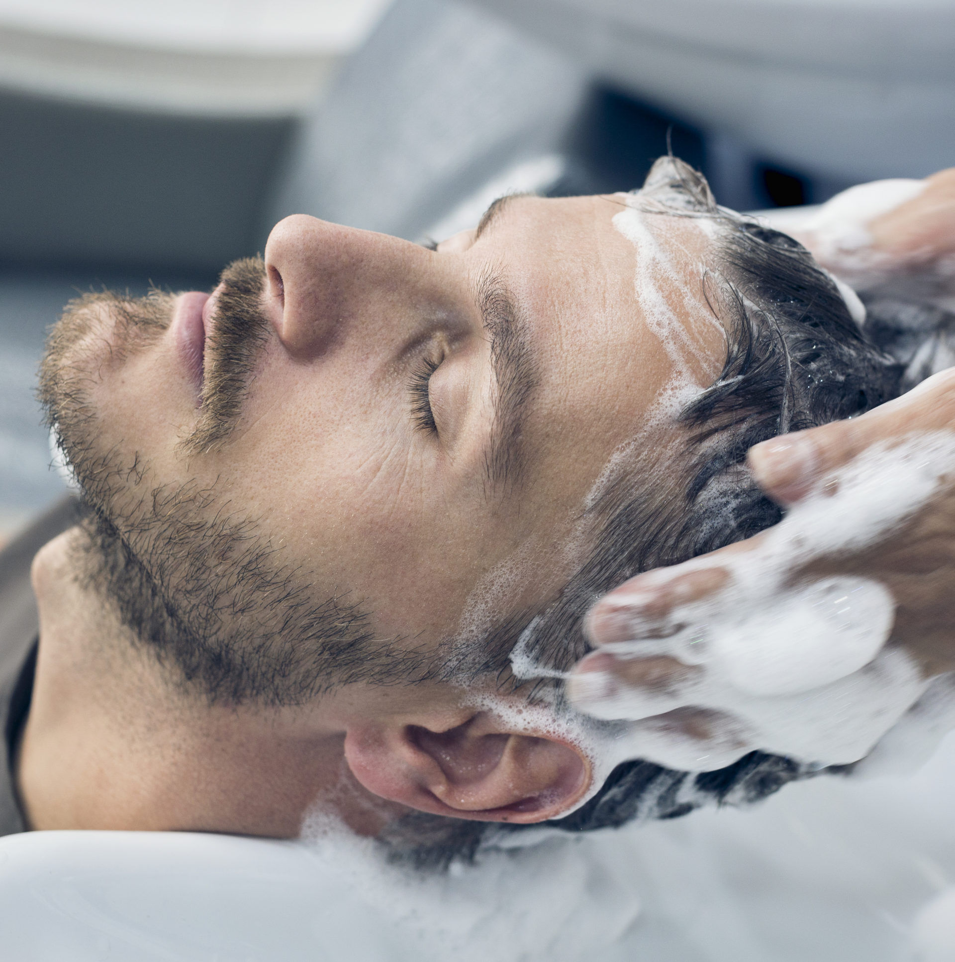Top 5 essential grooming services men mustn't take for granted