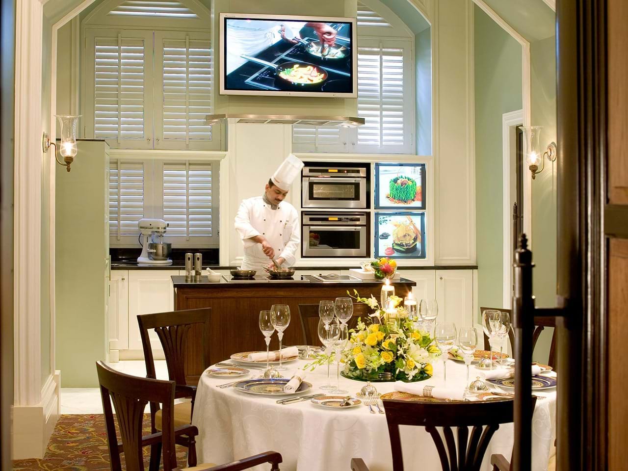 Why is it expensive: Would you pay Rs 1.5 lakhs for this meal?