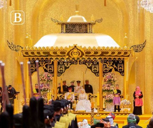 Prince Abdul Mateen dan Dayang Anisha Isa Kalebic selamat berkahwin