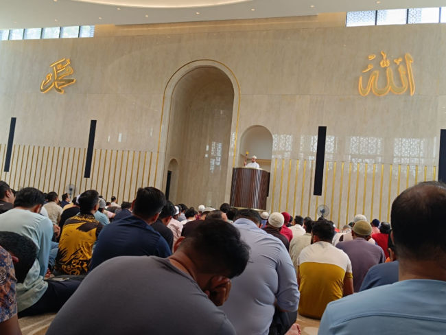 Menara Merdeka 118 kini telah dirasmikan, masjidnya cukup indah!