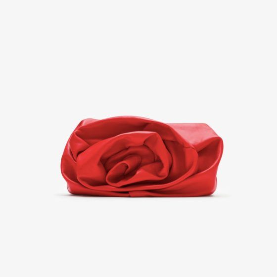 10 Jenama handbag wanita yang mesti dimiliki tahun 2024 ini!