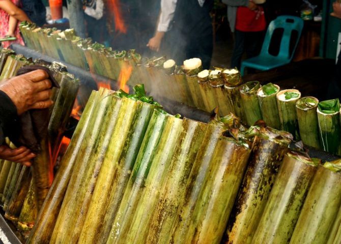 Lokasi Lemang Sekitar KL & Selangor Yang Wajib Dicuba Raya Ini!