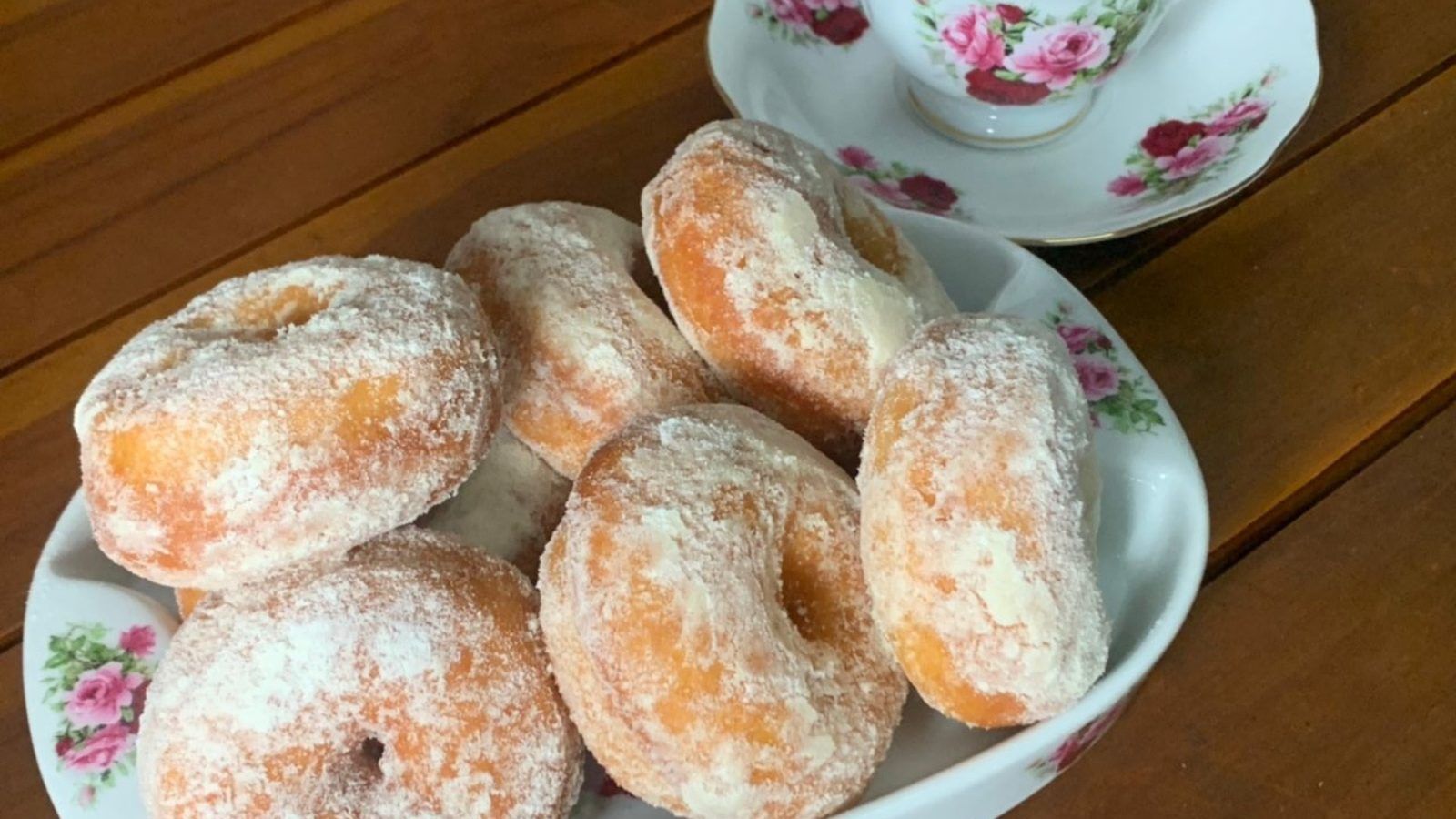 Donut susu berlemak, resipi mudah & tahan lama untuk dinikmati