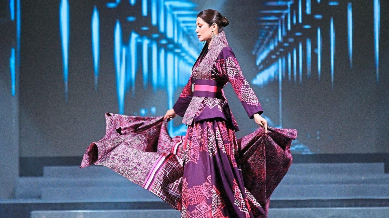 Batik Malaysia 101: Cara gayakan batik dengan sentuhan moden