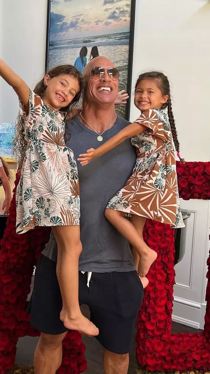Pelakon lelaki Hollywood yang boleh digelar 'hot daddy', ini antaranya