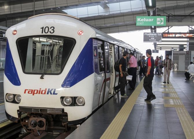 Sambutan Hari Kebangsaan 2024: Panduan tren, bas dan teksi air