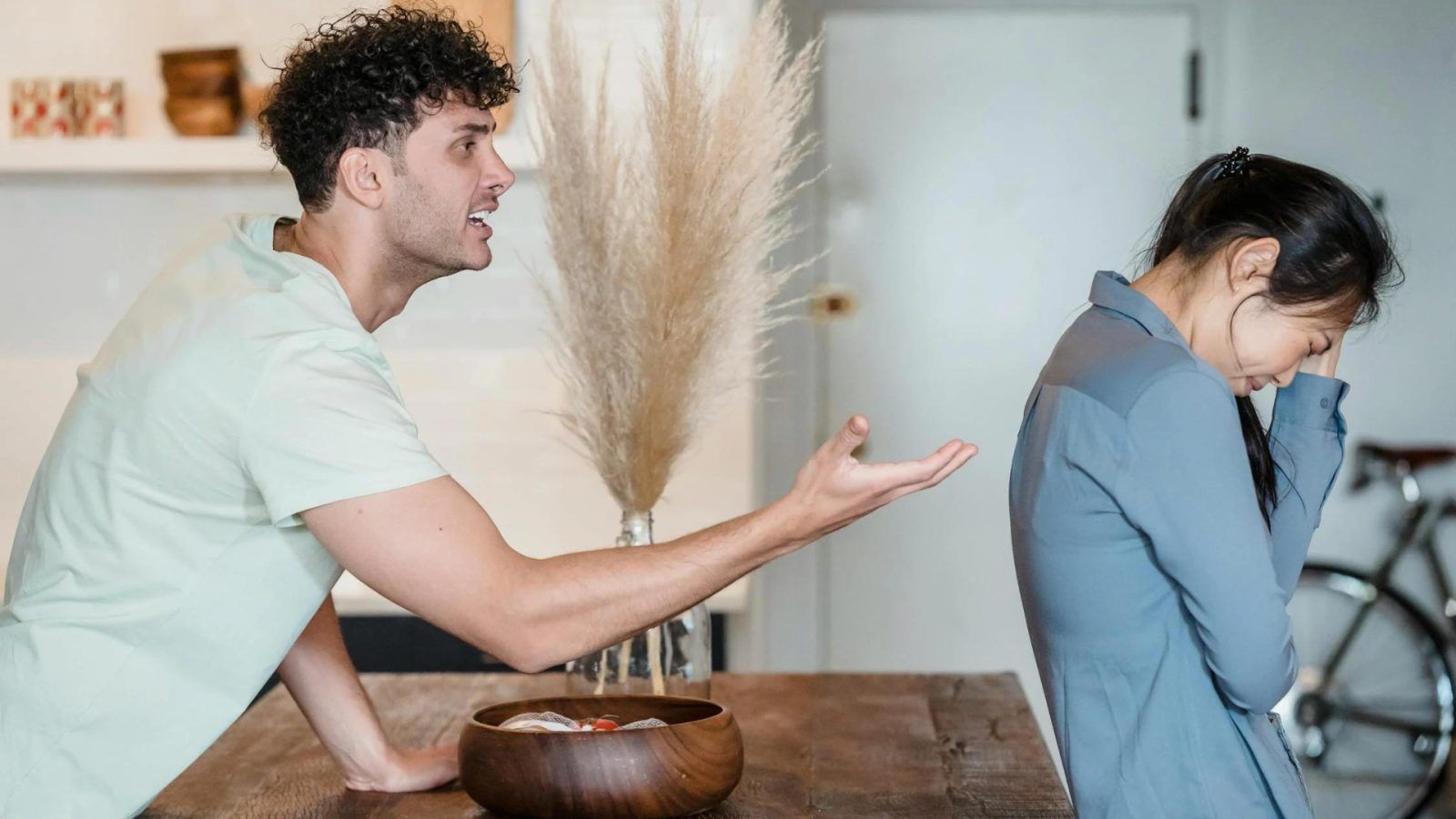 Cara pujuk perempuan: Ketahui 4 cara mudah tawan hatinya kembali