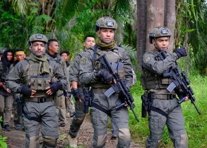 Takluk: Lahad Datu - Sinopsis, barisan pelakon, hasil kutipan & lokasi