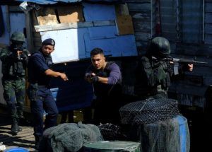 Takluk: Lahad Datu - Sinopsis, barisan pelakon, hasil kutipan & lokasi