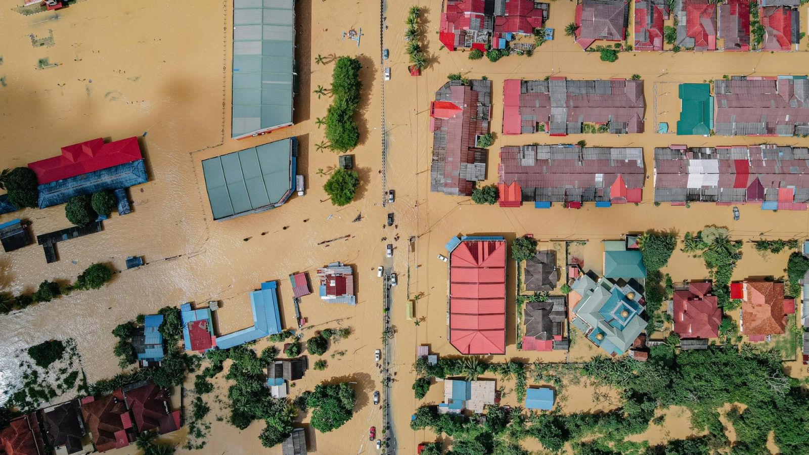 Banjir semakin teruk, ini 7 tips persediaan wajib anda tahu!