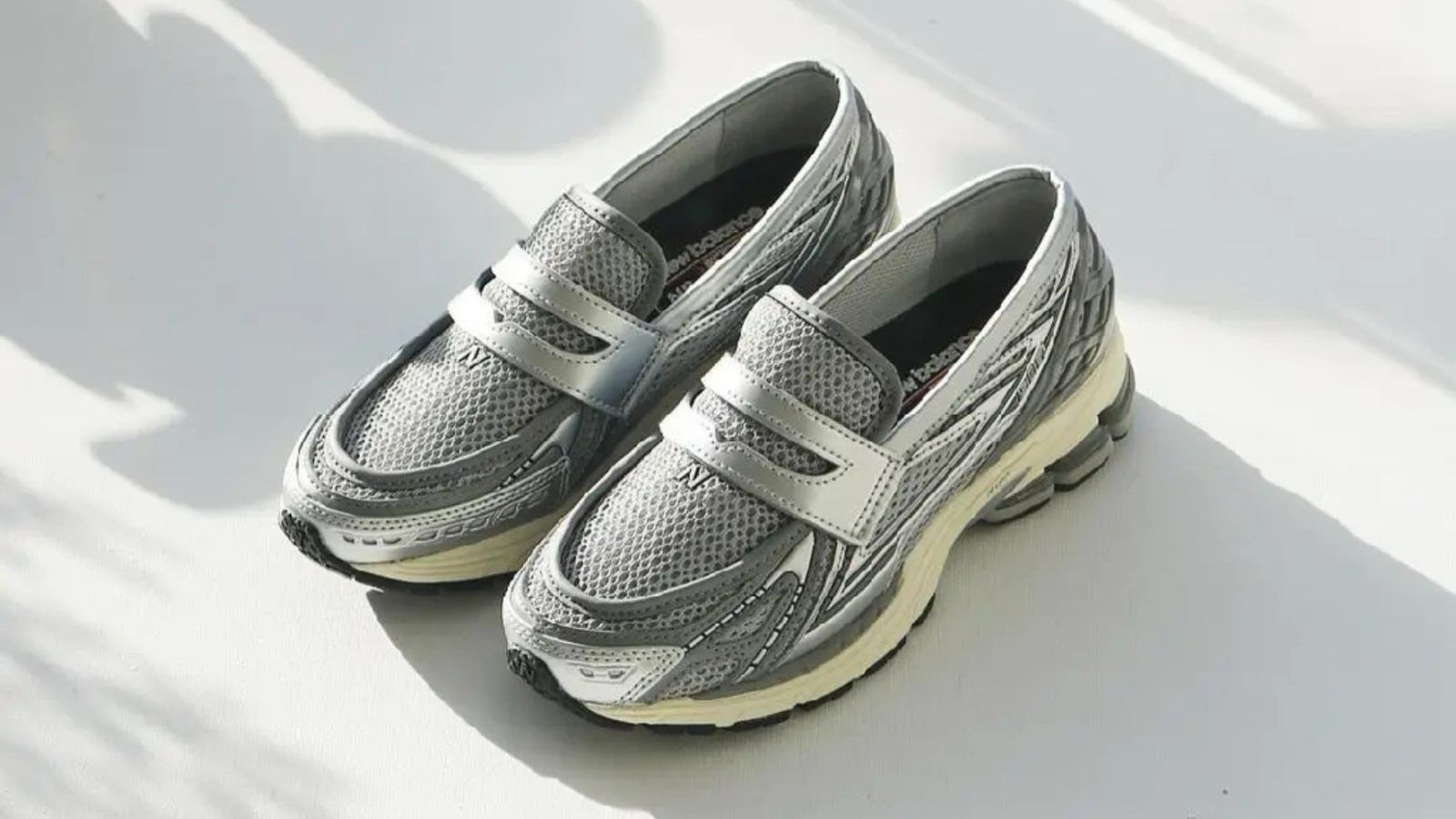 Kasut snoafers: Gabungan 2 gaya kasut popular yang bakal meledak 2025