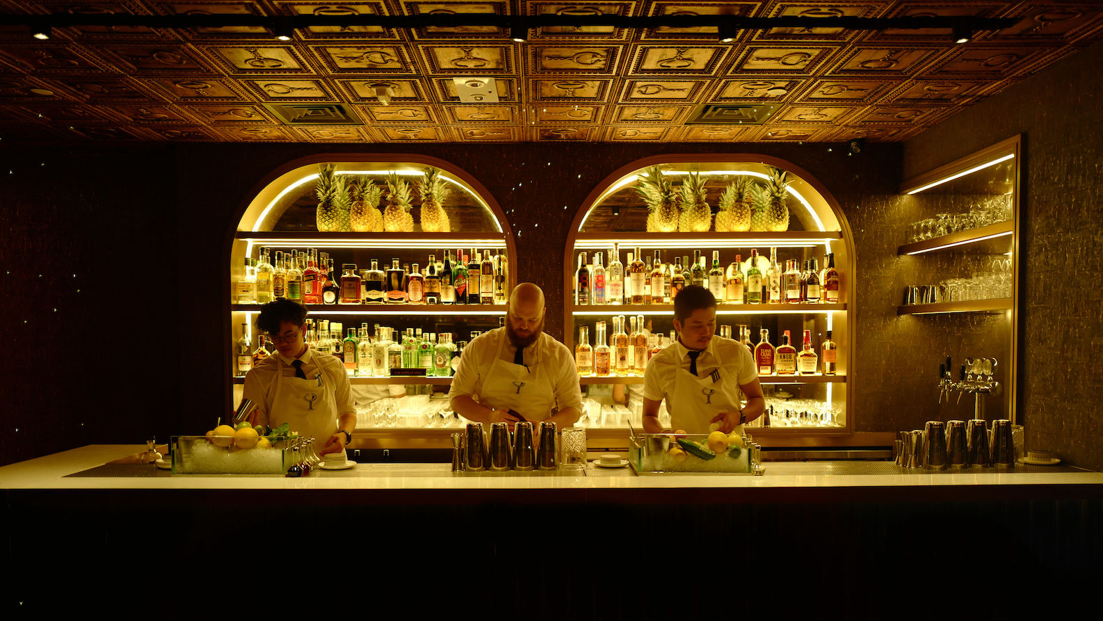 The Diplomat pays tribute to classic cocktails with comfort and class