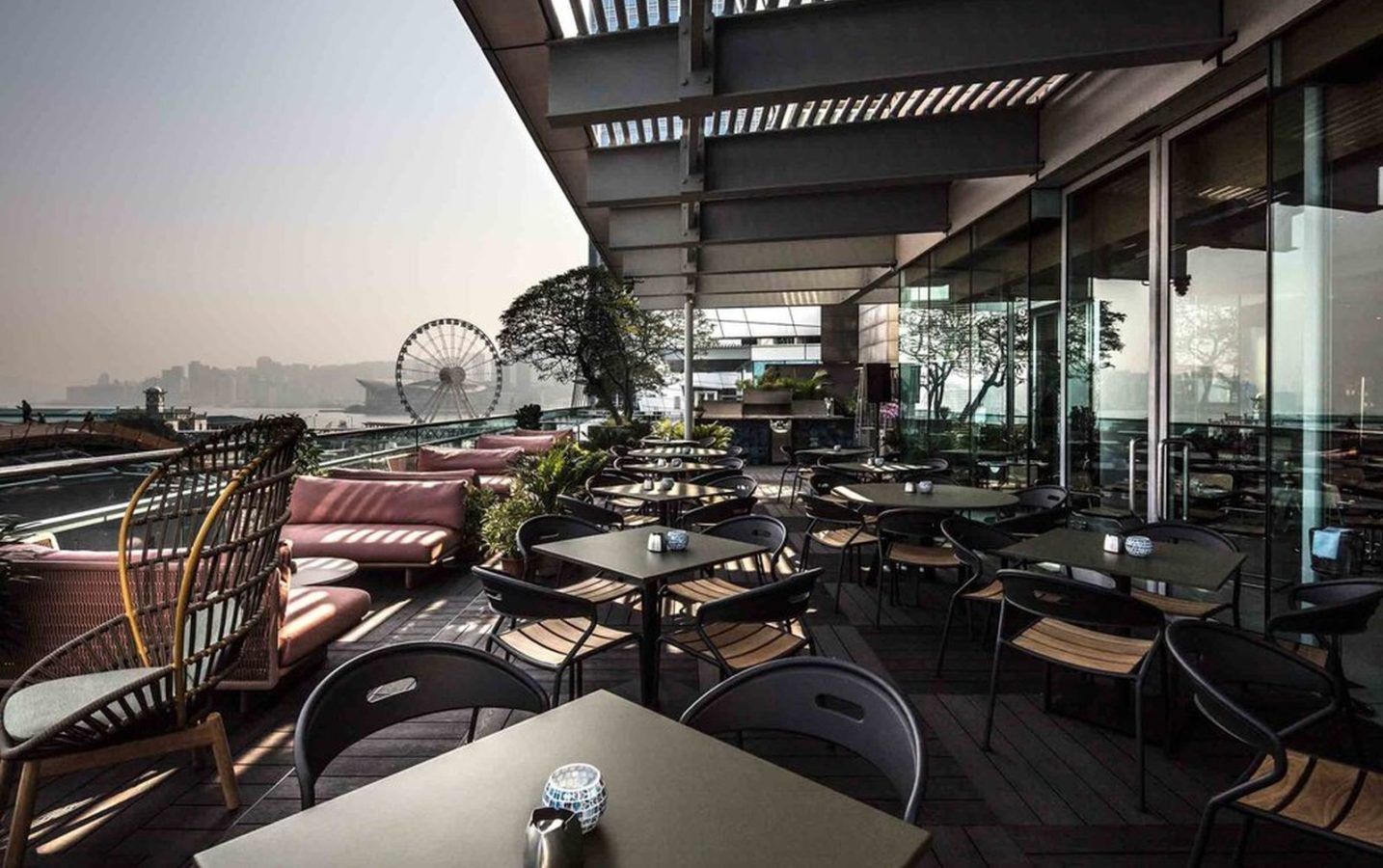 Best 8 bars in Hong Kong to celebrate your birthday