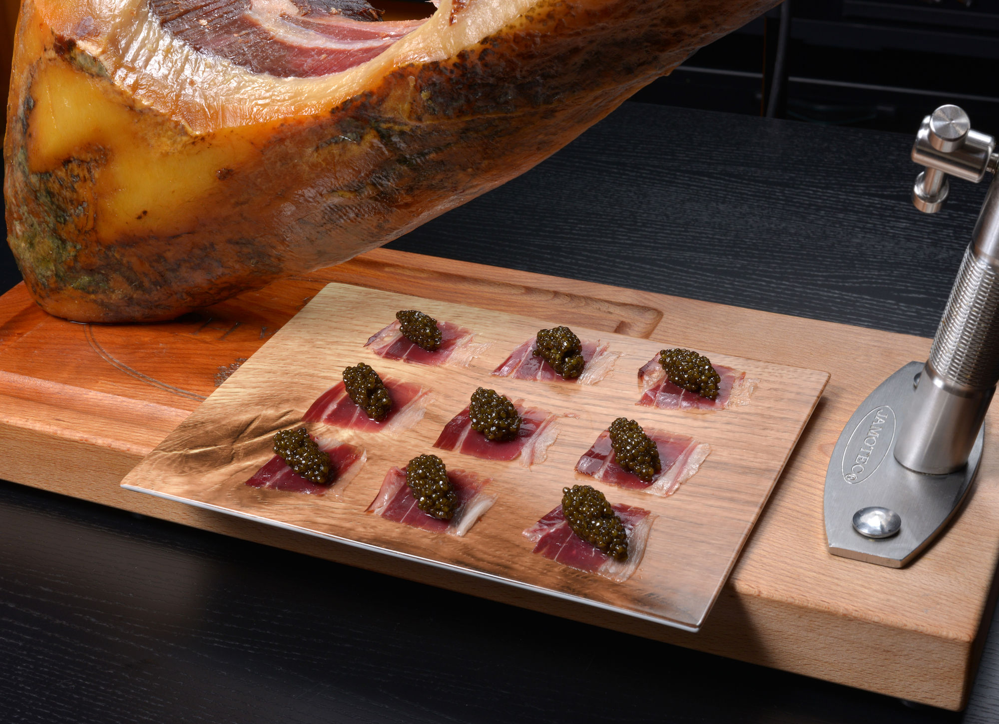 Want to indulge on caviar without leaving the house? Here's how.