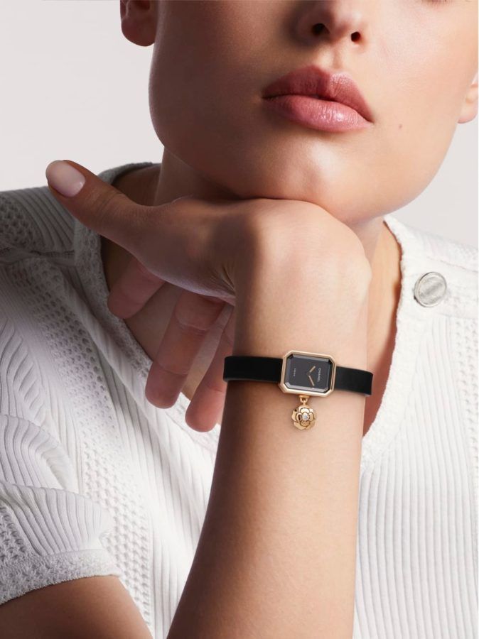 Chanel’s Extrait de Camélia adds two new blooms to the collection