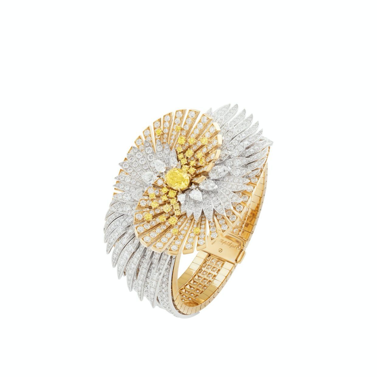 Yellow diamond jewellery inspired by the Pantone 2021 palette